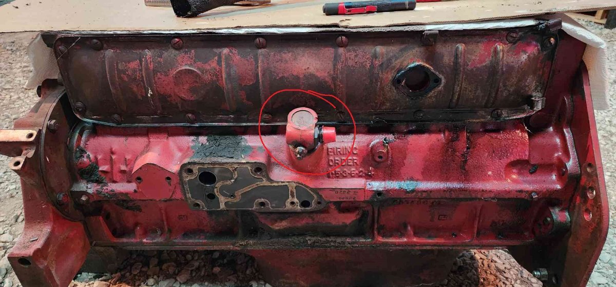 IH D282 Engine Disassembly Question - Technical IH Talk - Red Power ...