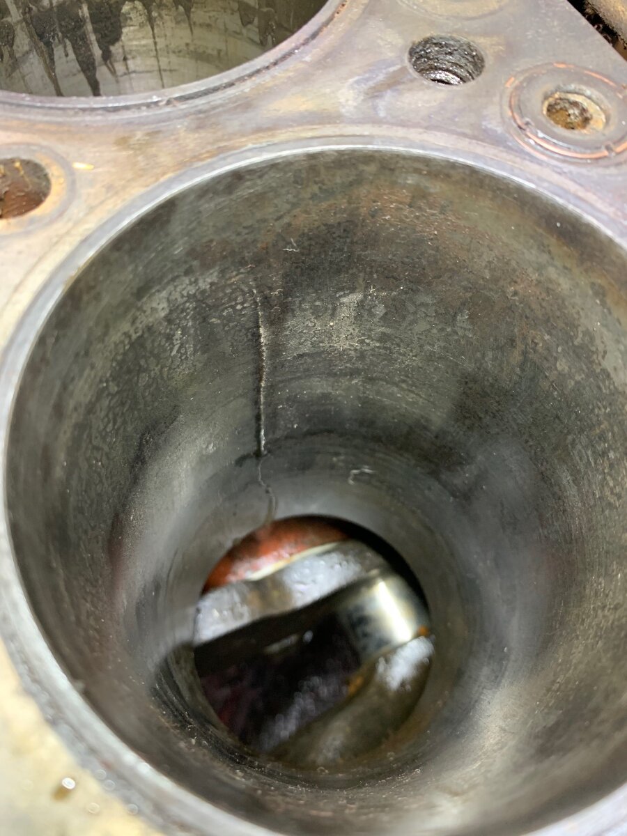 Project Big Red : International 656 Hydro - Projects, Builds ...