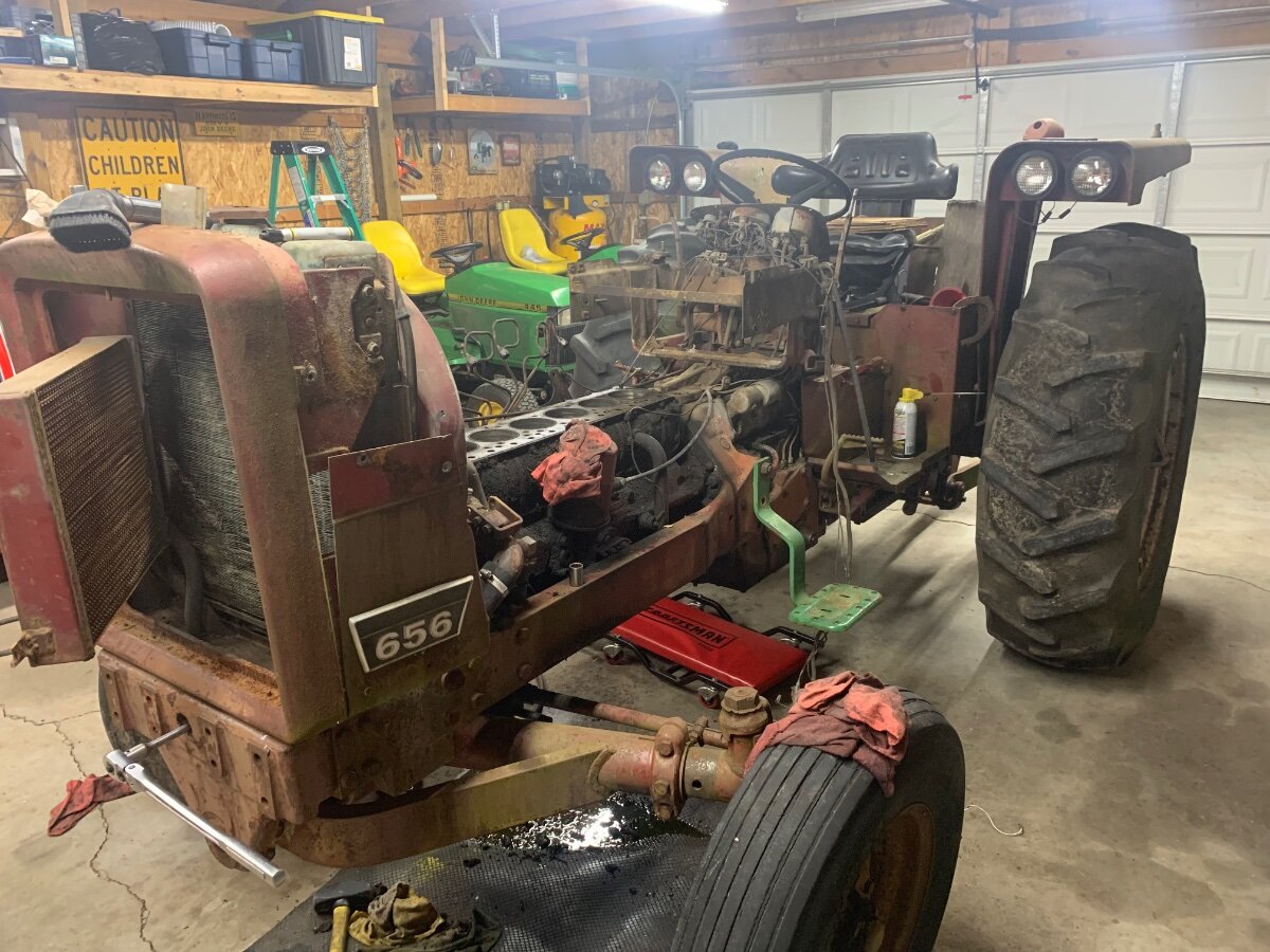 Project Big Red : International 656 Hydro - Projects, Builds ...