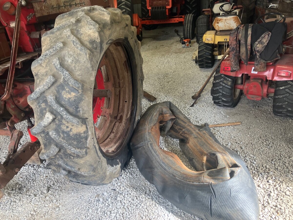 450 No. 21439 and Farmall 400 - Projects, Builds, & Restorations - Red ...