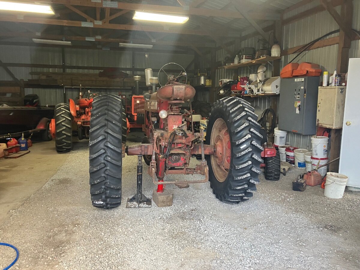 450 No. 21439 and Farmall 400 - Projects, Builds, & Restorations - Red ...