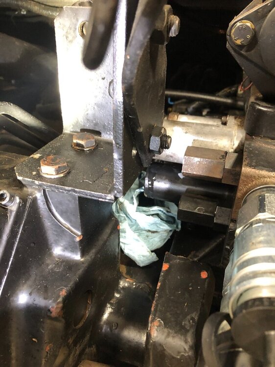 5220 leaking fluid at remote valve body - Technical IH Talk - Red Power ...