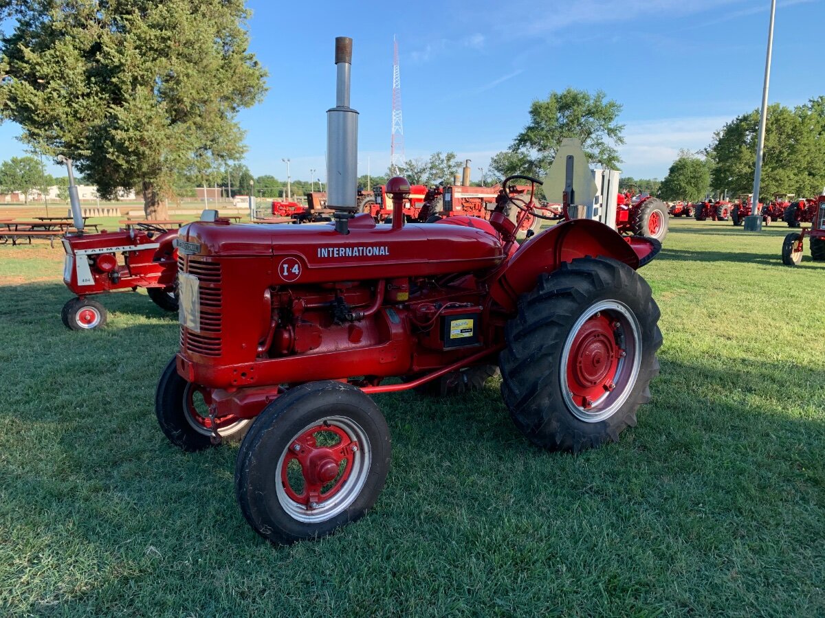 Tractor of the week.Week 48: O4, W4: specials and supers - General Chat ...