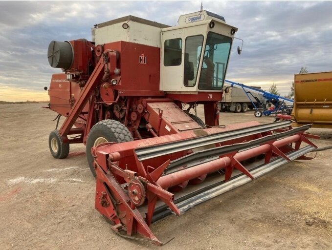 715 Combine Cab Interior - Technical IH Talk - Red Power Magazine Community