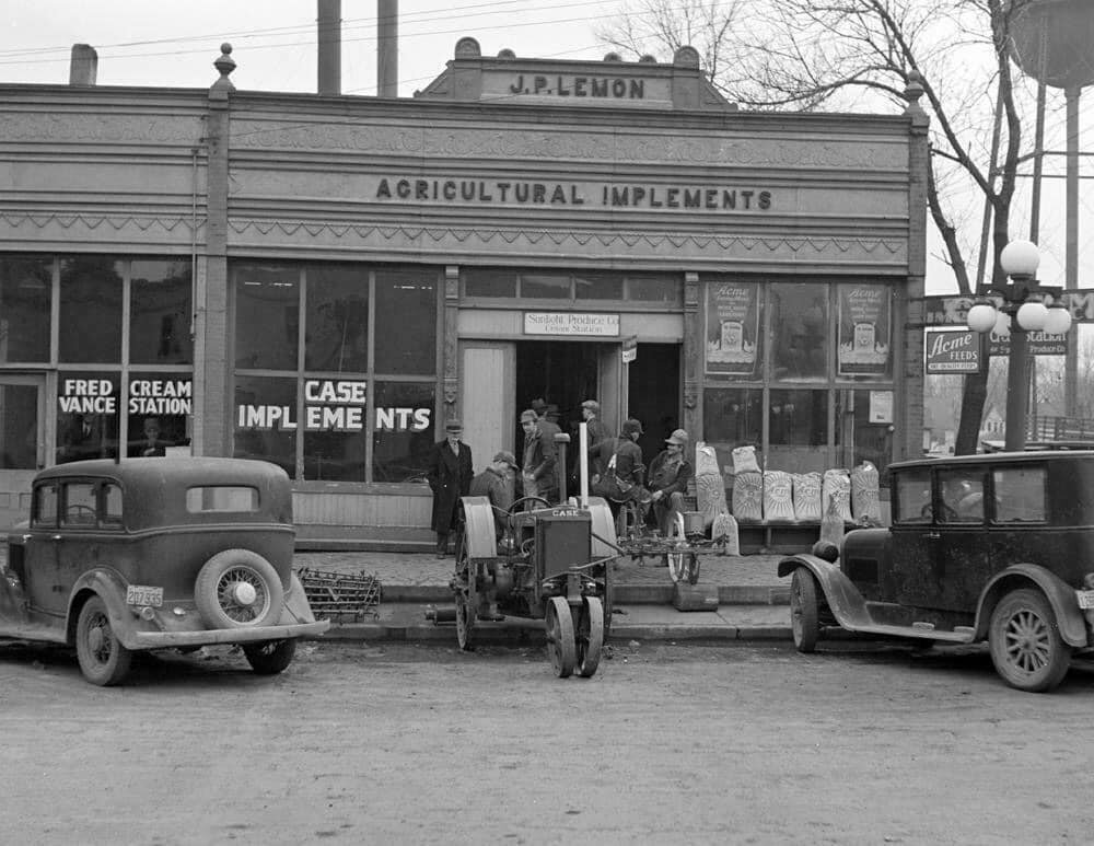 IH Tractors on Montana Farm - Page 992 - General Chat - Red Power ...