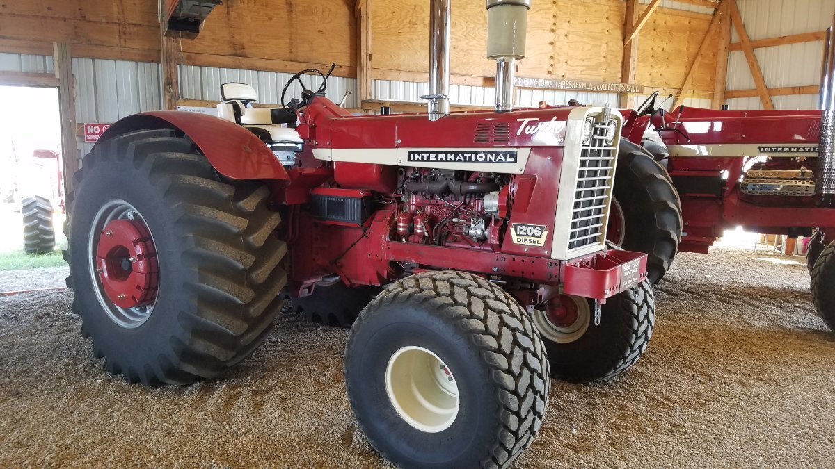 Tractor of the week.Week 49: 1206 - General Chat - Red Power Magazine ...