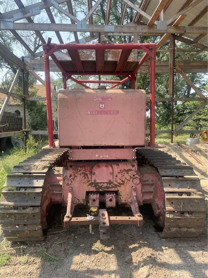 tracks and dual stacks - Page 2 - IH Construction Equipment - Red Power ...