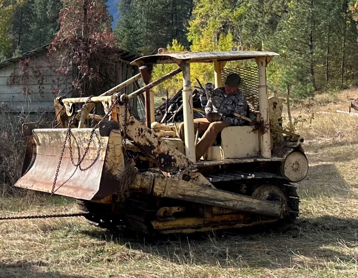 1941 Military T6 dozer - IH Construction Equipment - Red Power Magazine ...