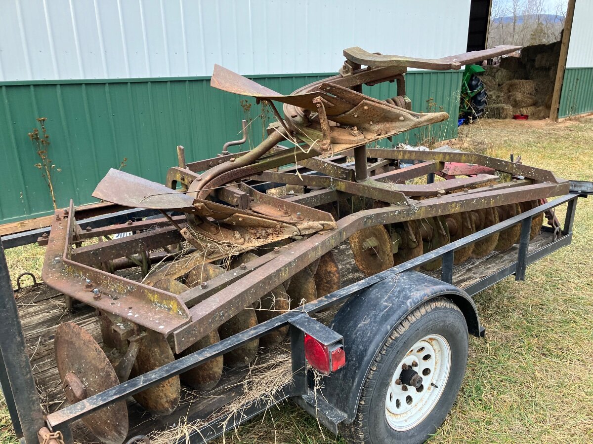 Fast Hitch Plow and Disc ID - Technical IH Talk - Red Power Magazine ...