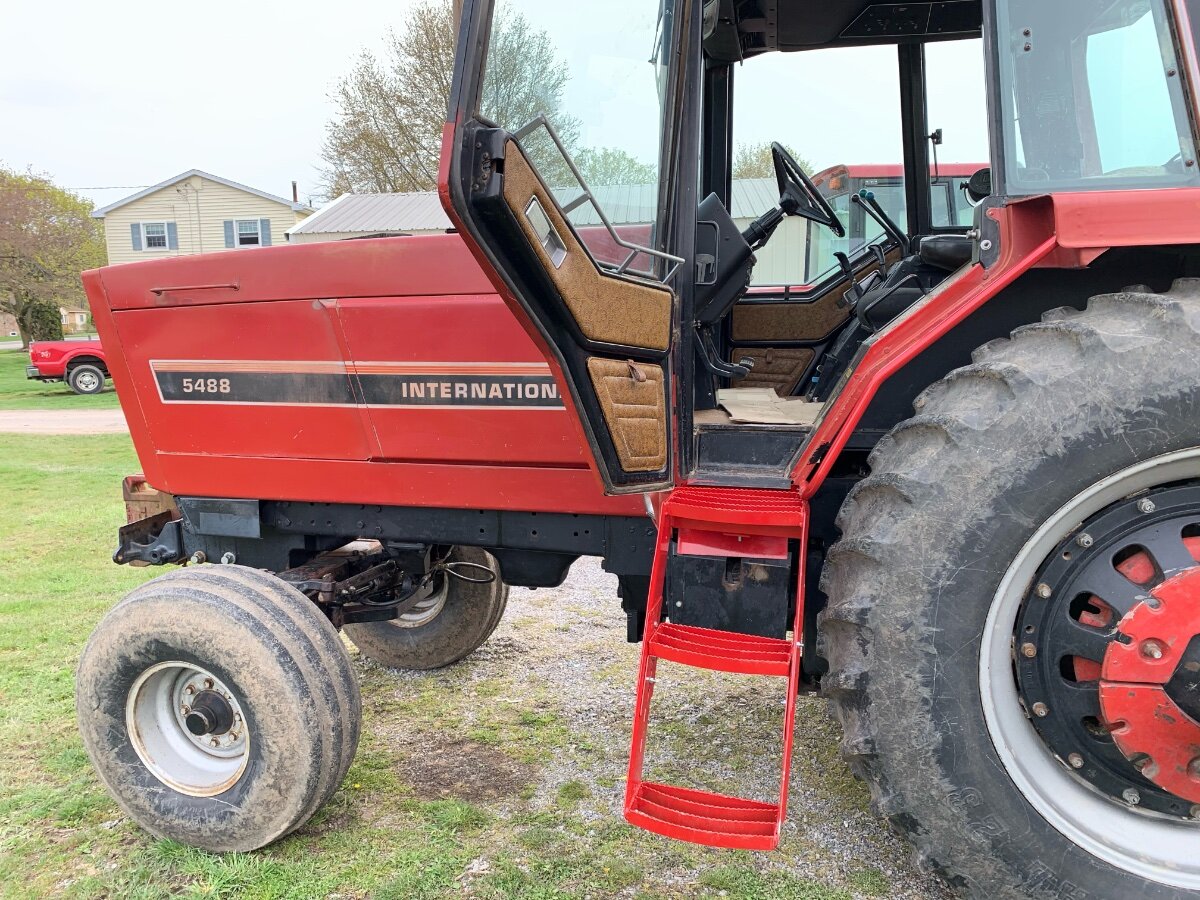 5088 Interior Color Options - Technical IH Talk - Red Power Magazine ...