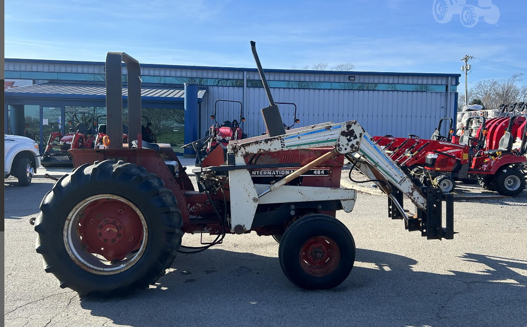 My IH 484 Loader Tractor - Projects, Builds, & Restorations - Red Power ...