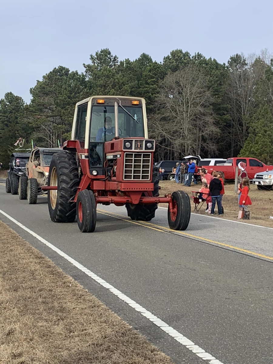 Ag Christmas Parade - General Chat - Red Power Magazine Community