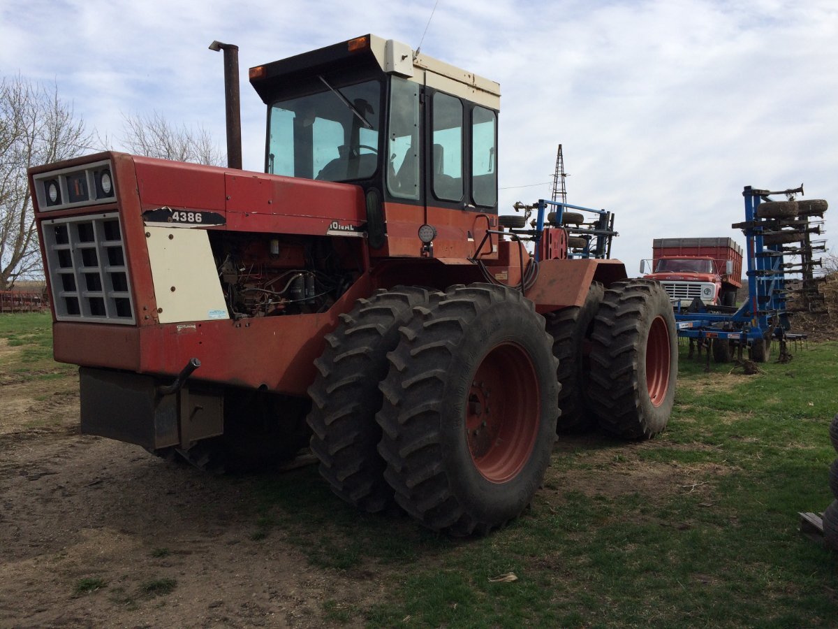 4366 transmission wet kit for hydraulic grain cart??? - Technical IH ...