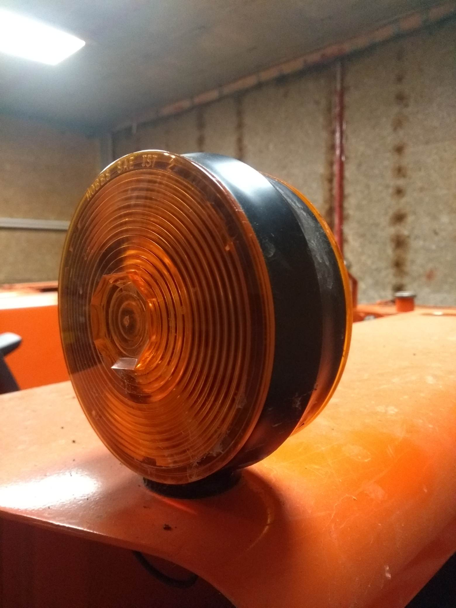 Hobbs Fender or Cab Mount Warning Lamps - Technical IH Talk - Red Power ...