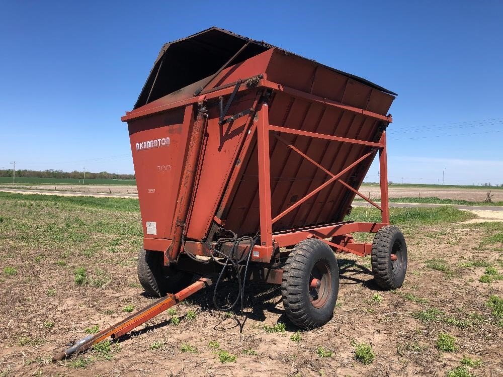 4366 transmission wet kit for hydraulic grain cart??? - Page 2 ...