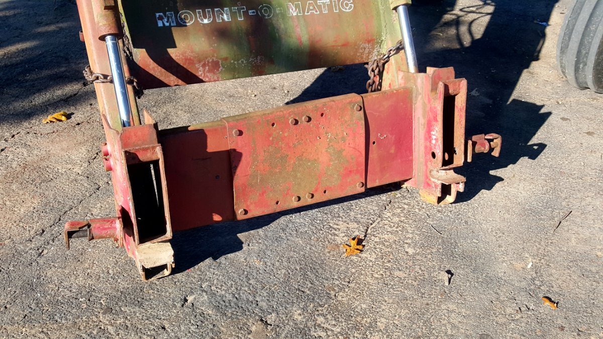 2350 Quick Attach conversion - Technical IH Talk - Red Power Magazine ...
