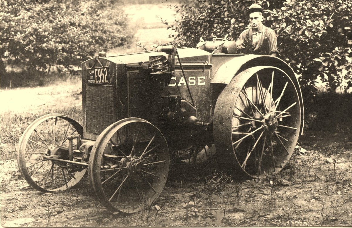 IH Tractors on Montana Farm - Page 1002 - General Chat - Red Power ...