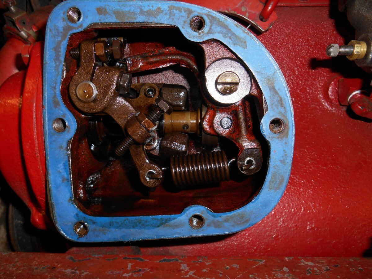 W6 lazy engine - Technical IH Talk - Red Power Magazine Community