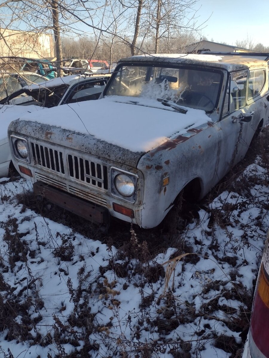 1969-75 pickup salvage - IH Trucks - Red Power Magazine Community