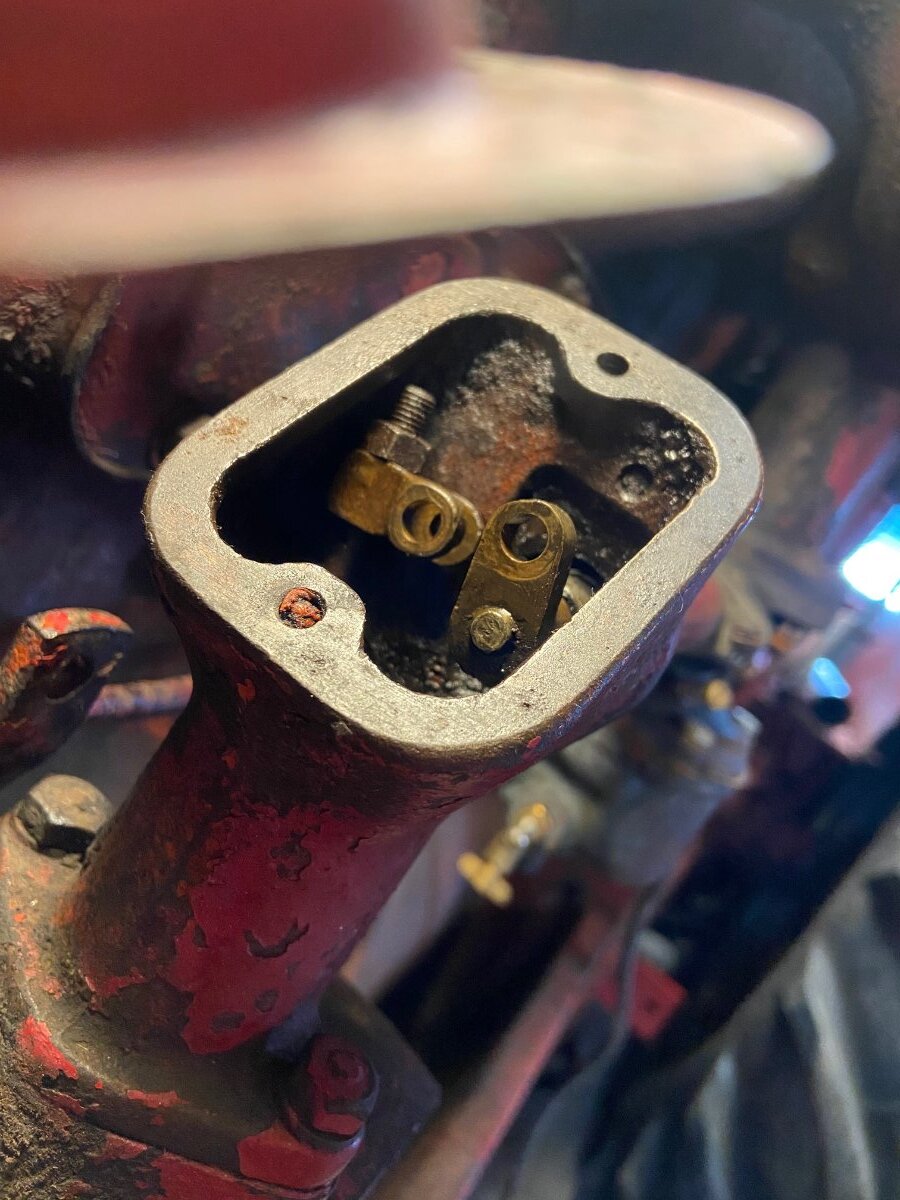 W6 lazy engine - Technical IH Talk - Red Power Magazine Community