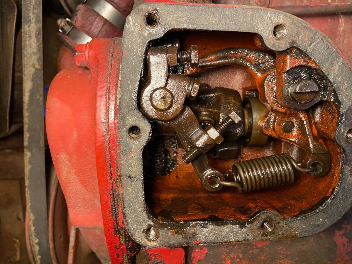 W6 lazy engine - Technical IH Talk - Red Power Magazine Community