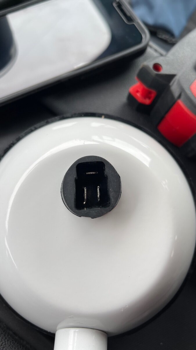 504 rear light pigtail - Technical IH Talk - Red Power Magazine Community