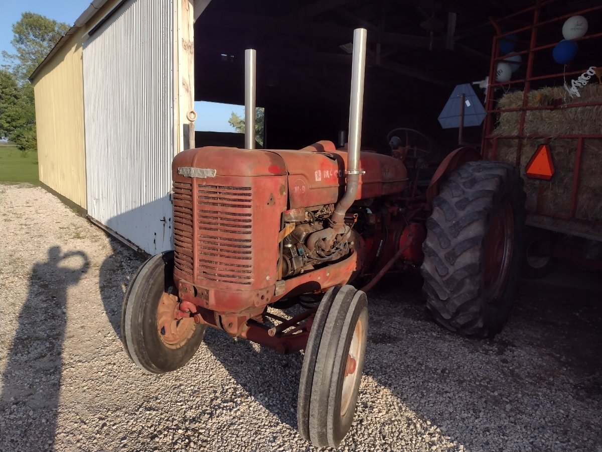 Interesting old 806 - Technical IH Talk - Red Power Magazine Community