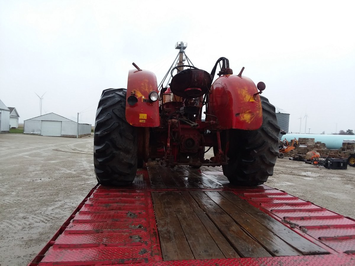 660 gas tractor - Technical IH Talk - Red Power Magazine Community
