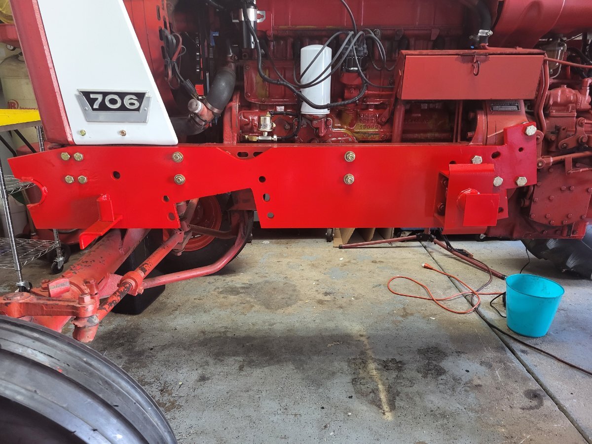 2250 Loader Install on 706 - Technical IH Talk - Red Power Magazine ...