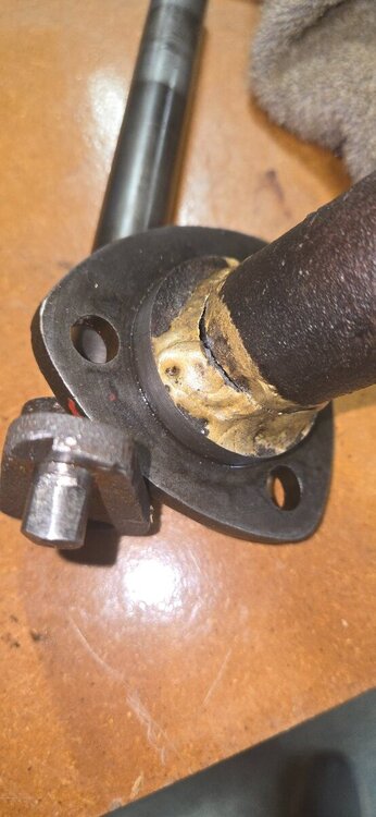 IH 444 PTO lever positions - Technical IH Talk - Red Power Magazine ...