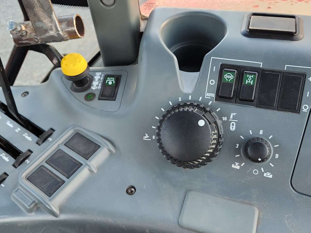 McCormick MTX 120 3pth lifting issues - Technical IH Talk - Red Power ...