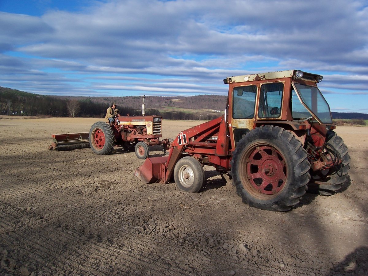 22 or 2350 loader for 784? - Technical IH Talk - Red Power Magazine ...