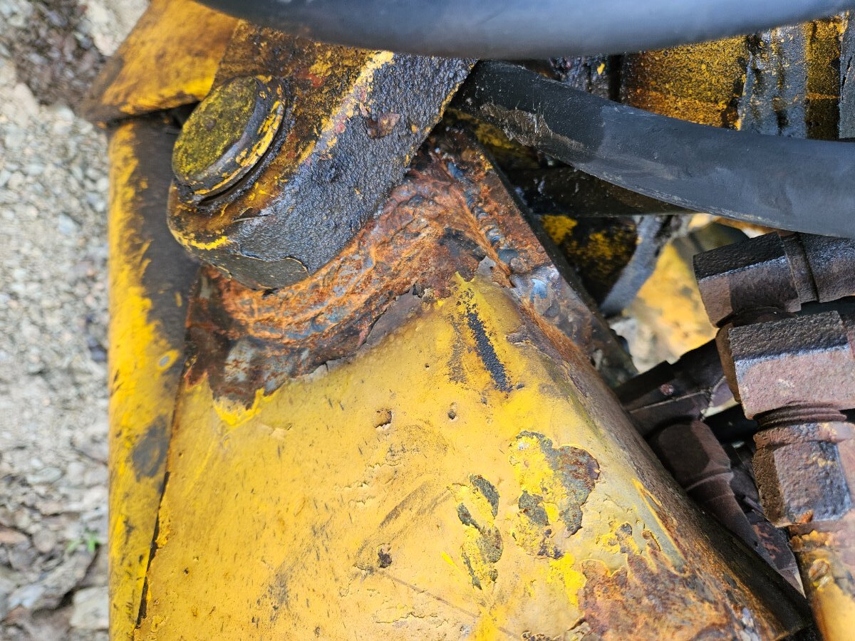 IH Drott 150 TD9B series with a backhoe - Technical IH Talk - Red Power ...