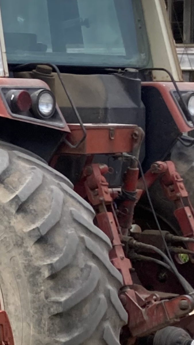 Toolbox for 86 series tractor with loader and cab? - General Chat - Red ...