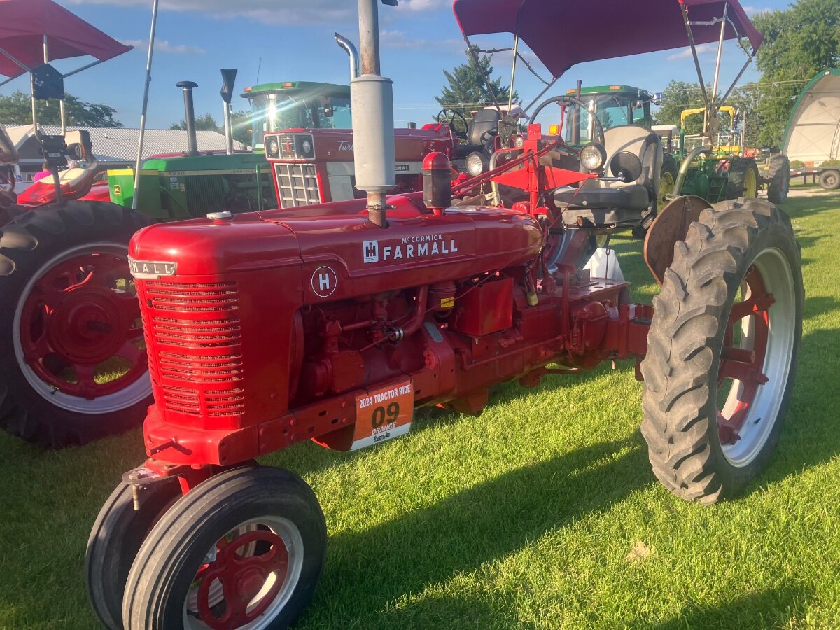 WHO tractor ride - General Chat - Red Power Magazine Community