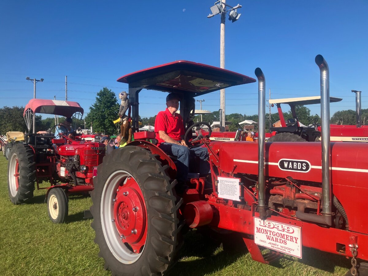 WHO tractor ride - General Chat - Red Power Magazine Community