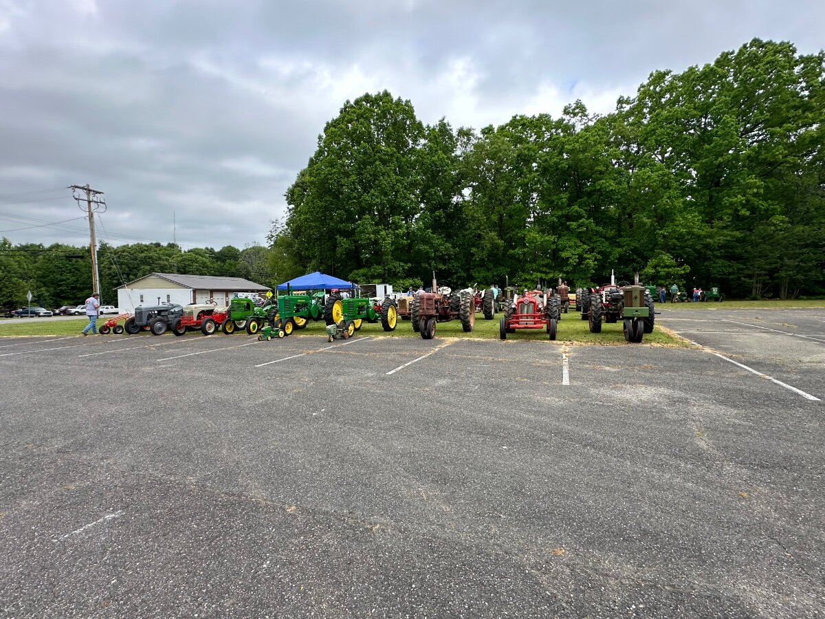 Tractor shows in my community - General Chat - Red Power Magazine Community