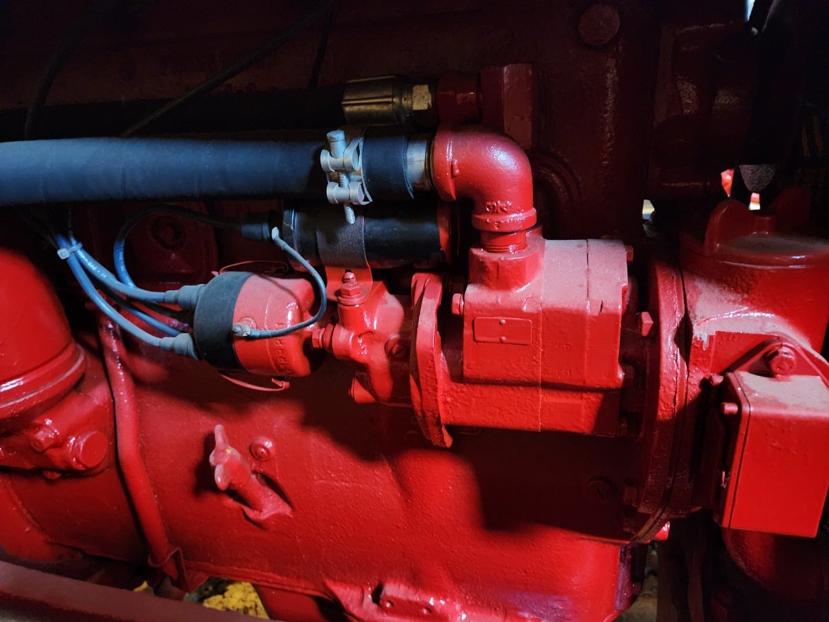 W9 Distributor - Technical IH Talk - Red Power Magazine Community