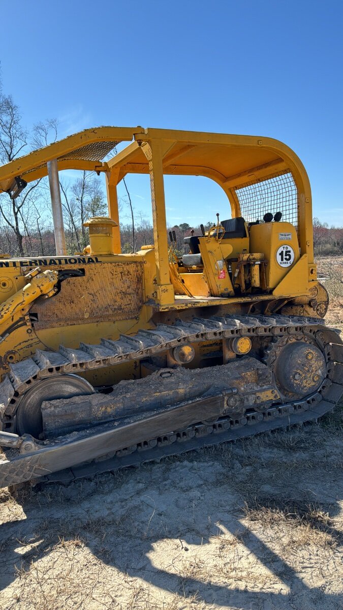 TD15C cab enclosure - IH Construction Equipment - Red Power Magazine ...