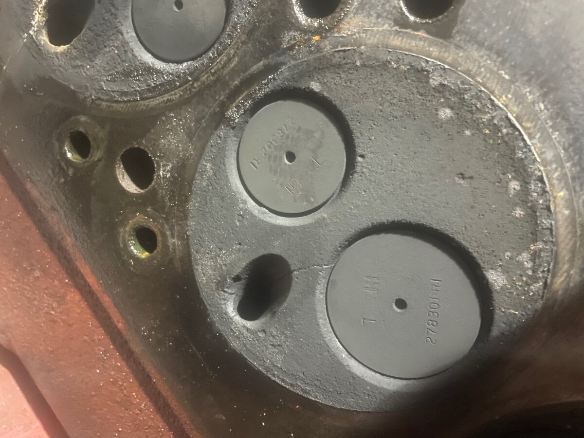D282 301 Head crack - IH Engines - Red Power Magazine Community