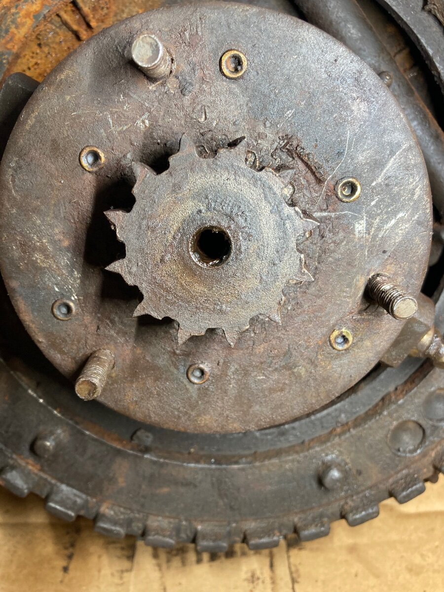 TD6 -Engine Clutch Removal Help - IH Construction Equipment - Red Power ...