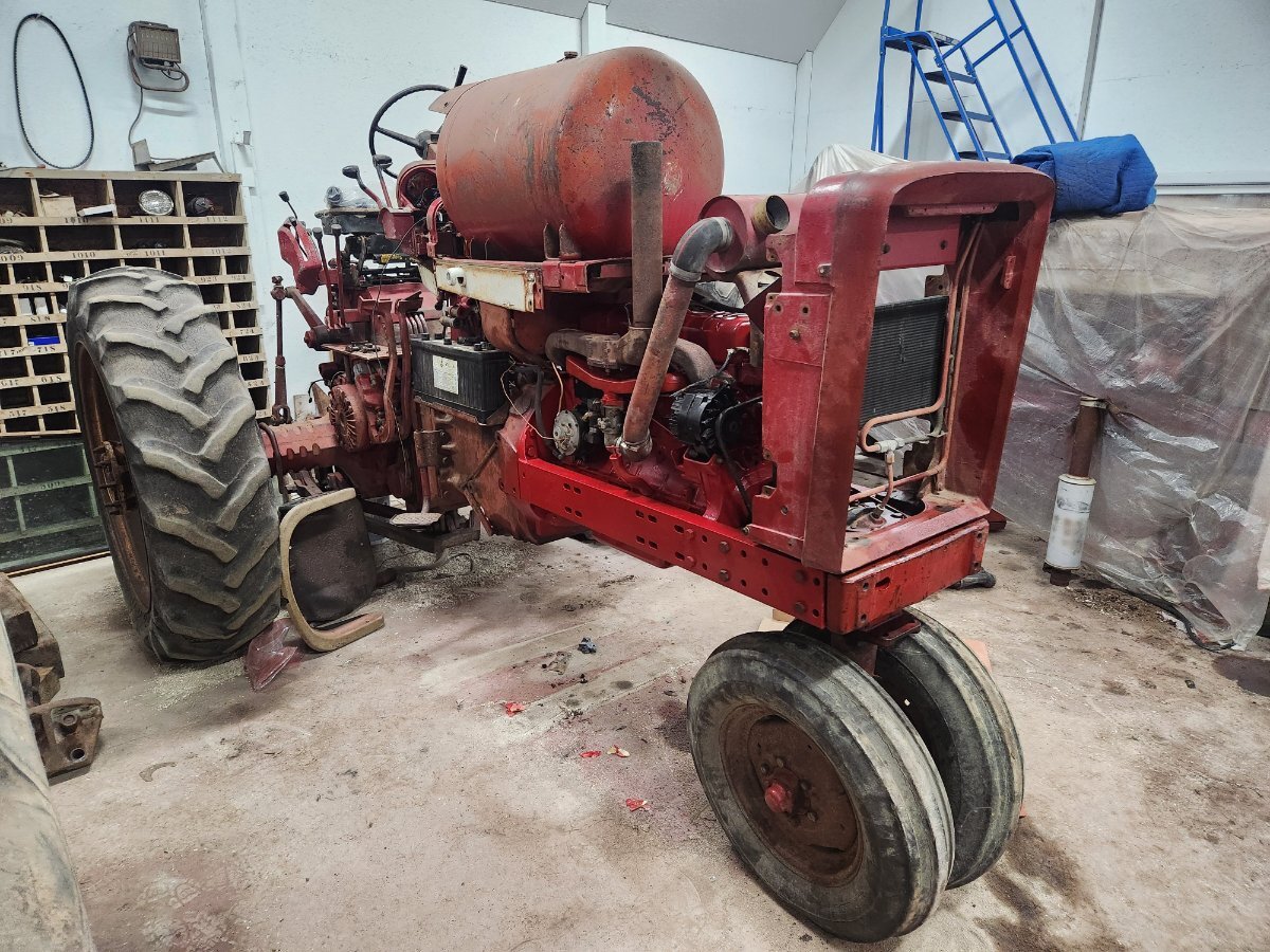 706 LP - Projects, Builds, & Restorations - Red Power Magazine Community