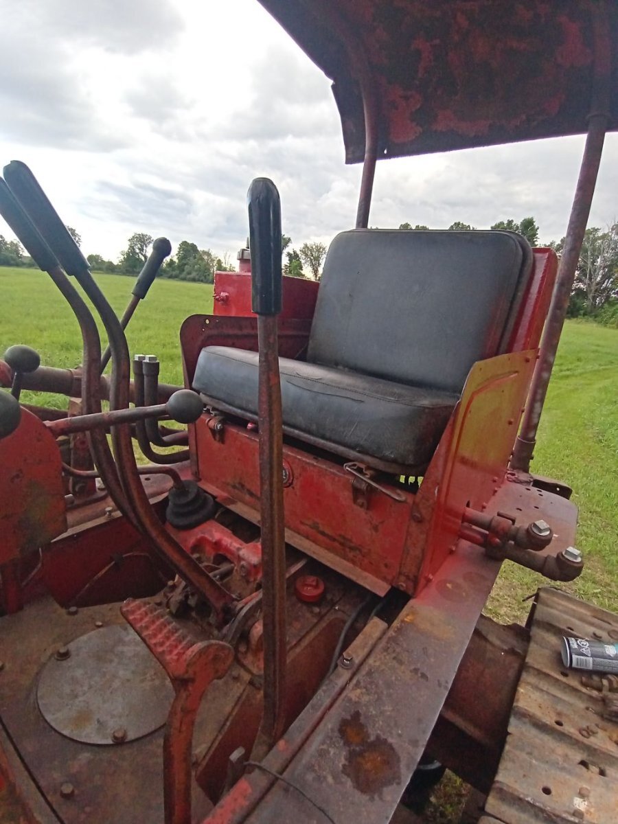 Old TD9-91 attachment paint colour - IH Construction Equipment - Red ...