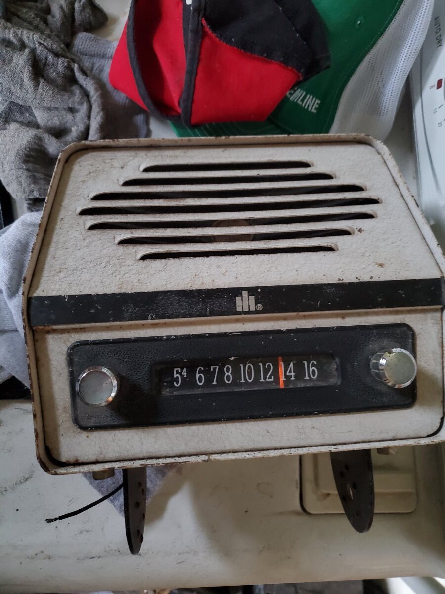 FENDER RADIO IH DECAL - Technical IH Talk - Red Power Magazine Community