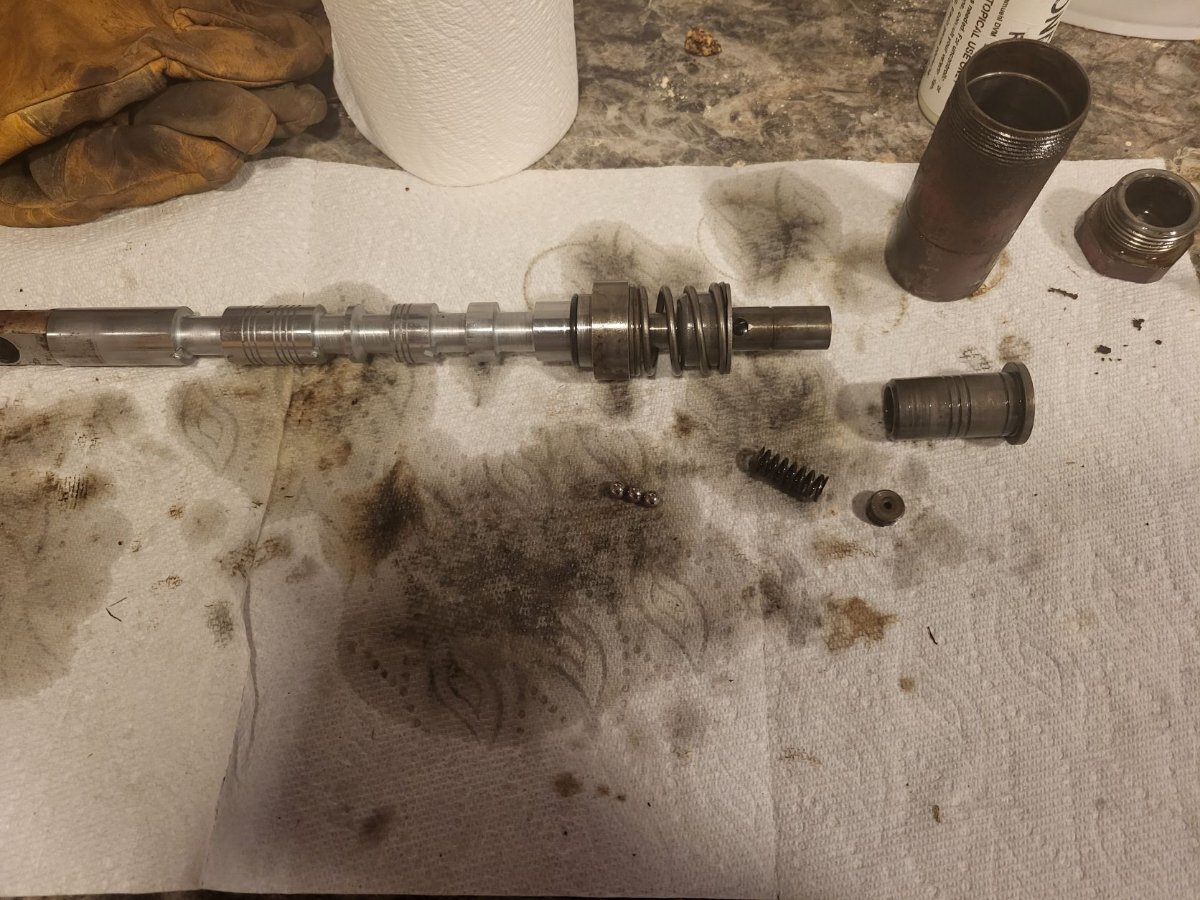 Hydro 86 Spool Valve questions - Technical IH Talk - Red Power Magazine ...