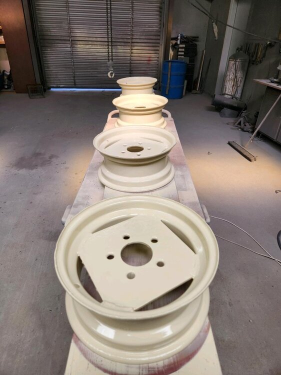 International 4120 Skid Loader - IH Construction Equipment - Red Power ...