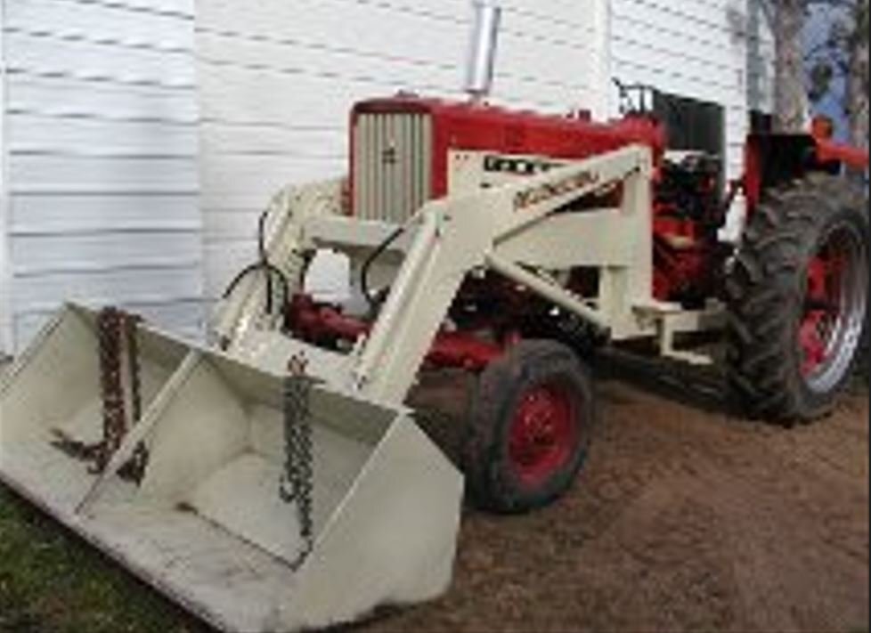 Front end loader stands.. - General Chat - Red Power Magazine Community