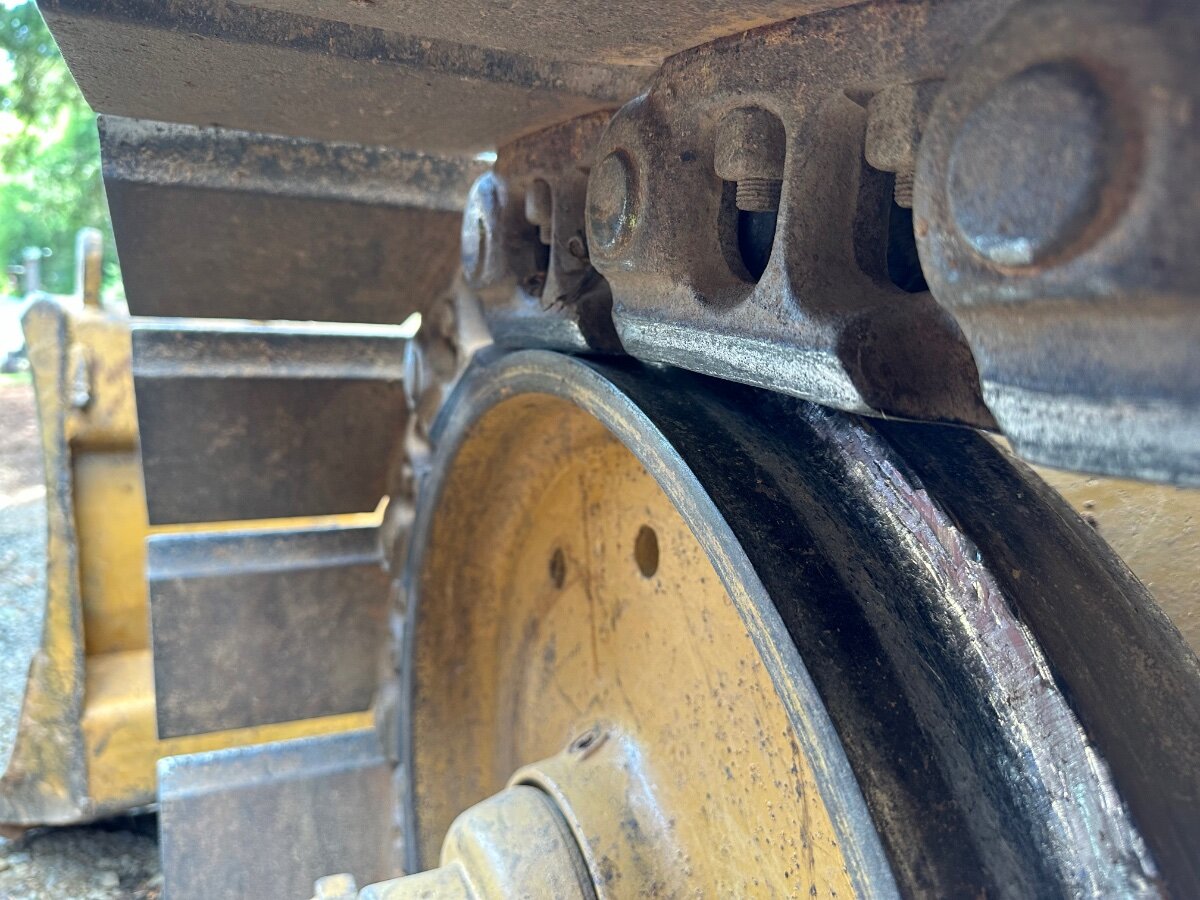 Dozer Sprocket and Idler Wear Pictures - IH Construction Equipment ...