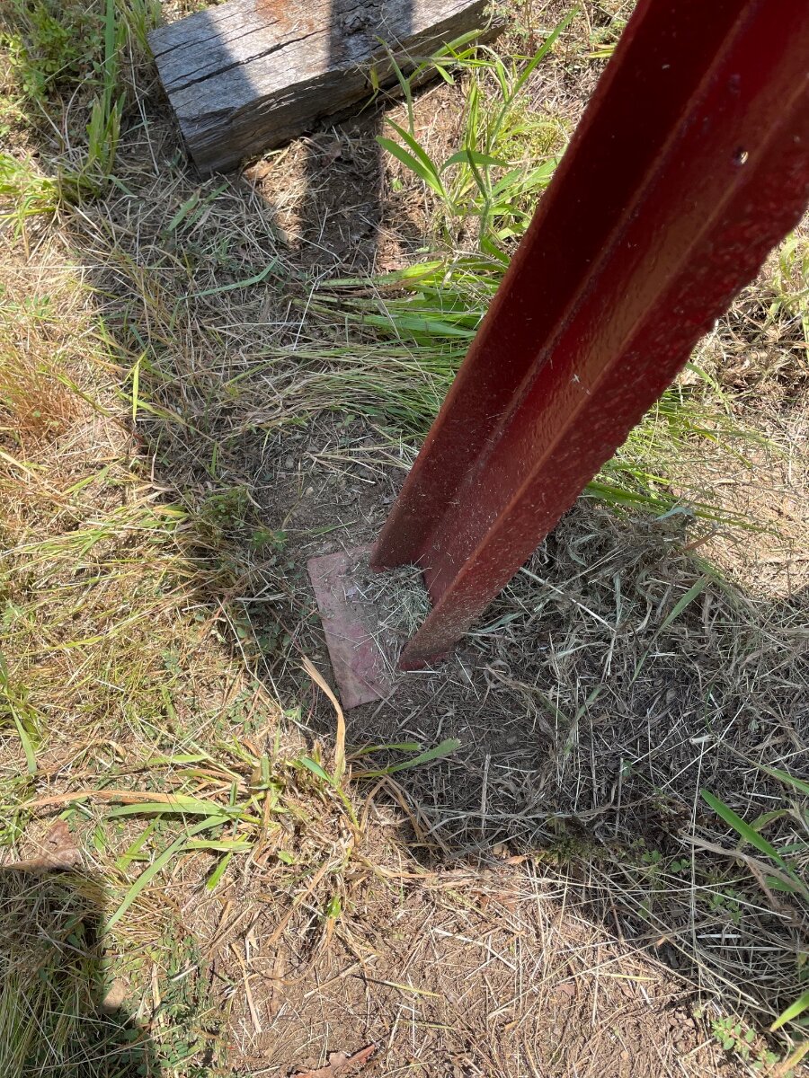 Front end loader stands.. - General Chat - Red Power Magazine Community