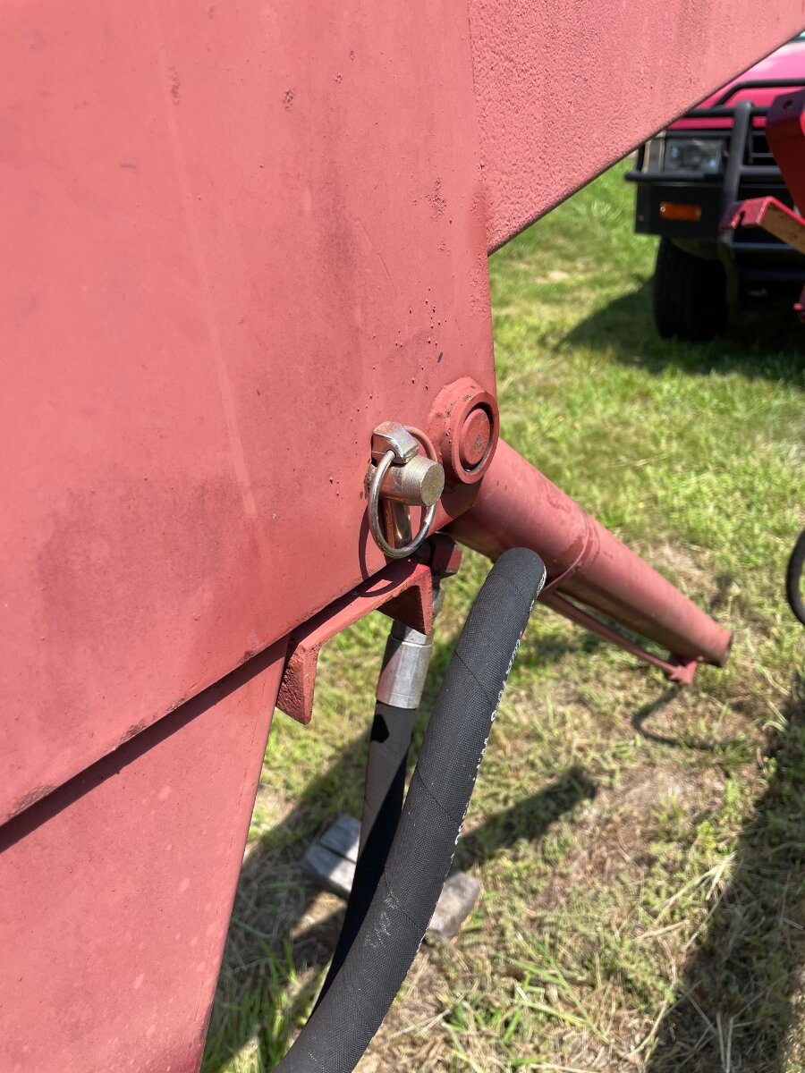 Front end loader stands.. - General Chat - Red Power Magazine Community